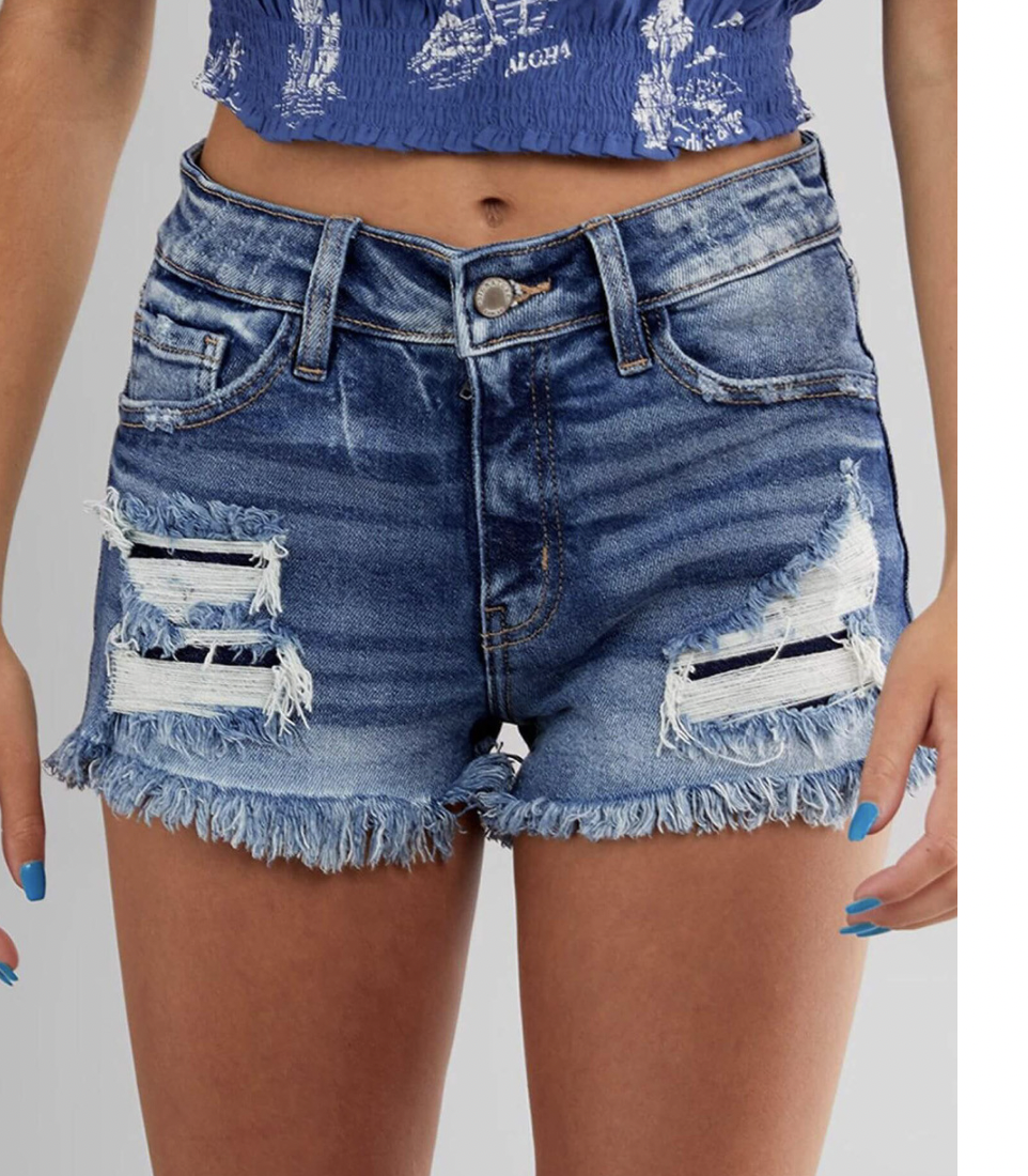 Jenni Frayed Denim Shorts | Little North Boutique